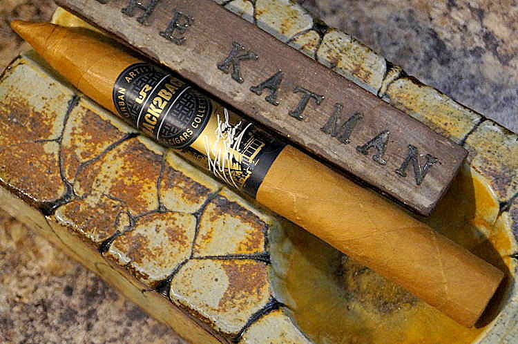 Back2Back URNY Limited Edition 2019 by Davidoff | Cigar Reviews by the ...