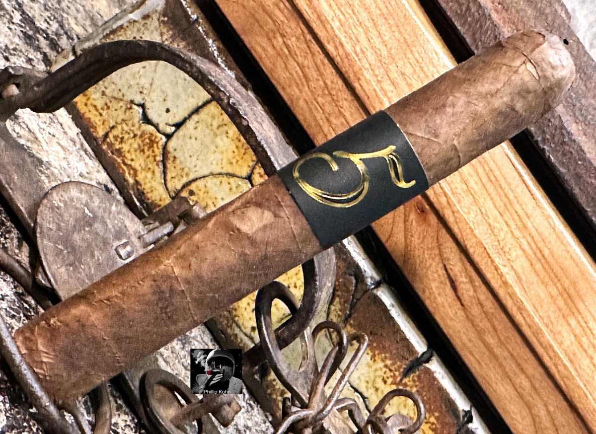 Luxury Cigar Club 5th Limited Edition | Cigar Reviews by the Katman ...