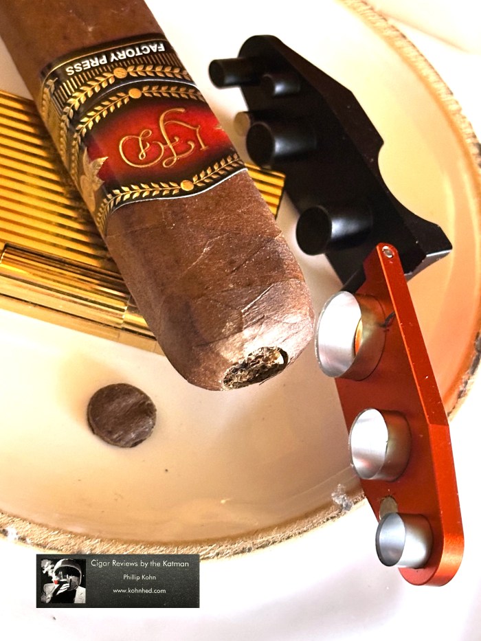 La Flor Dominicana Factory Press Limitada 2023 | Cigar Reviews by the ...