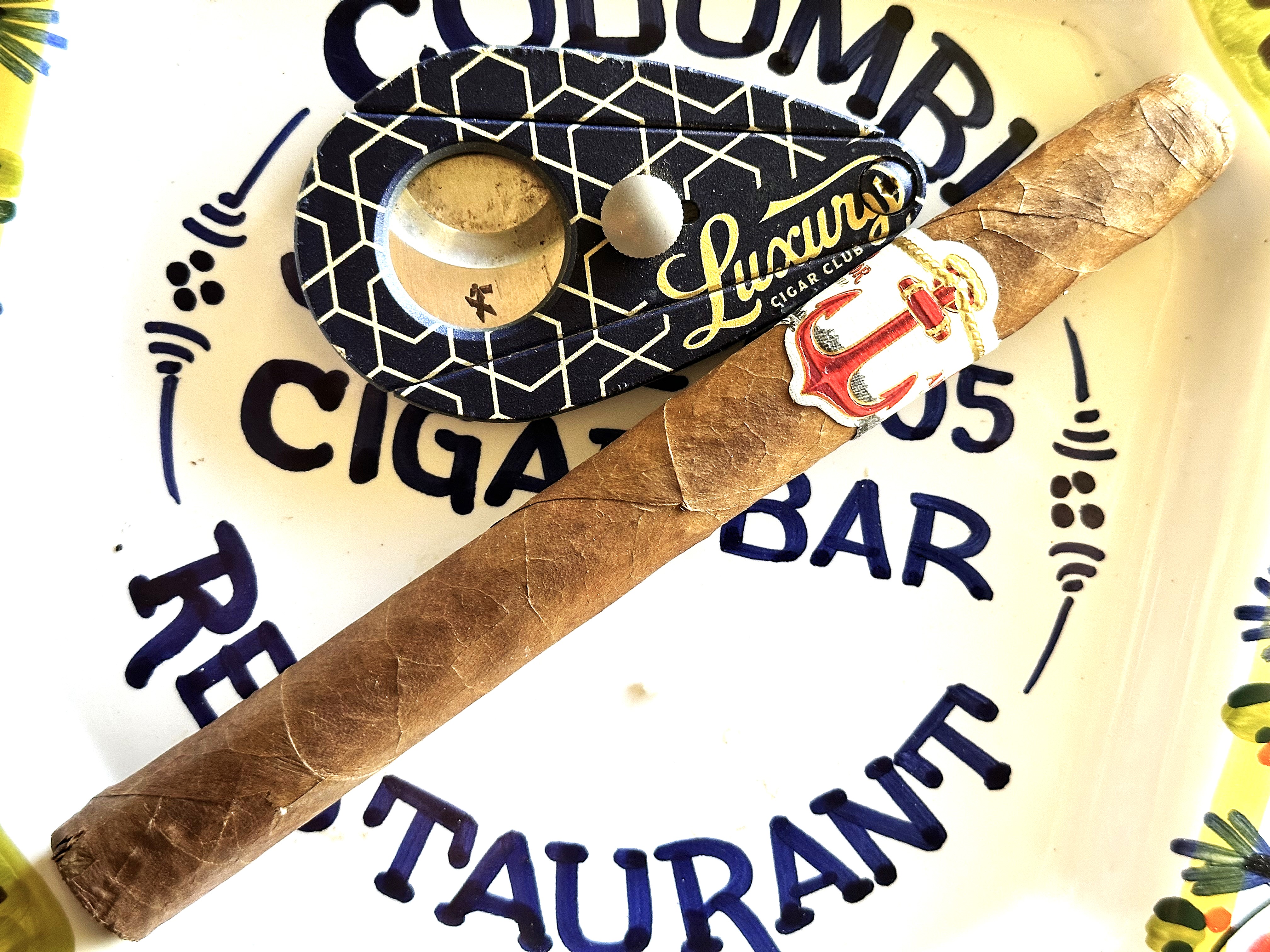 6 Mini Reviews: United Cigars Red Anchor, Illusione Group of Five, Room ...